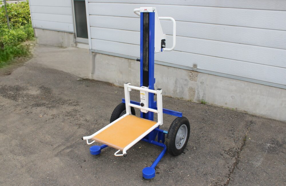 福島発 エムケー精工 手動式米袋昇降機 LDM-090 快力王くるりん｜農家さんの味方｜全国の農家の皆さんのために。農機具の査定・買取・販売を通して農業の未来に貢献いたします。